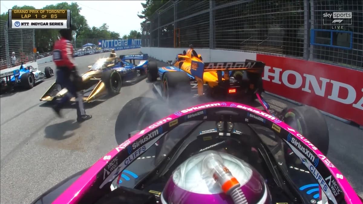 Blomqvist e Hunter-Reay batem e geram engarrafamento na largada em ...