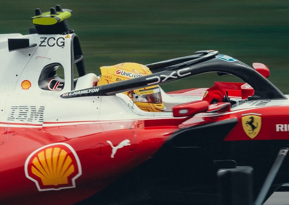 Hamilton exalta Ferrari e se lamuria por erro na classificação do ...