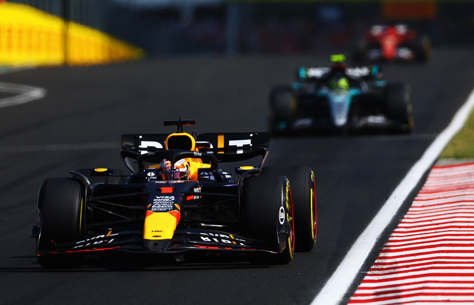 Red Bull admite que precisa "urgentemente" das férias na F1 - Notícia ...