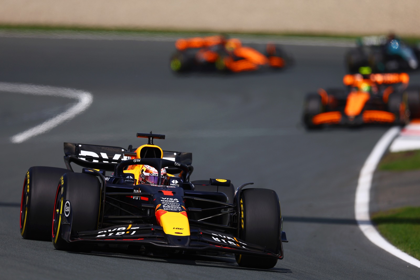Red Bull destaca “limitação de danos” e mira “dar volta por cima” após ...