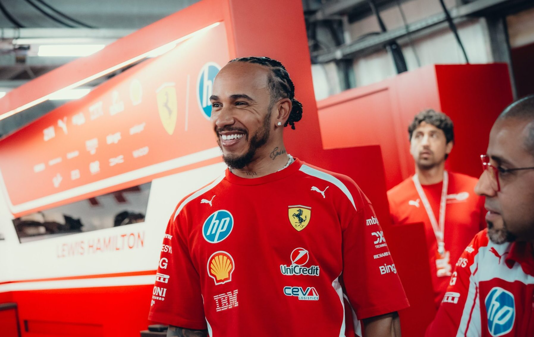 Hamilton diz que "começou a ver frutos" de trabalho com Ferrari ...